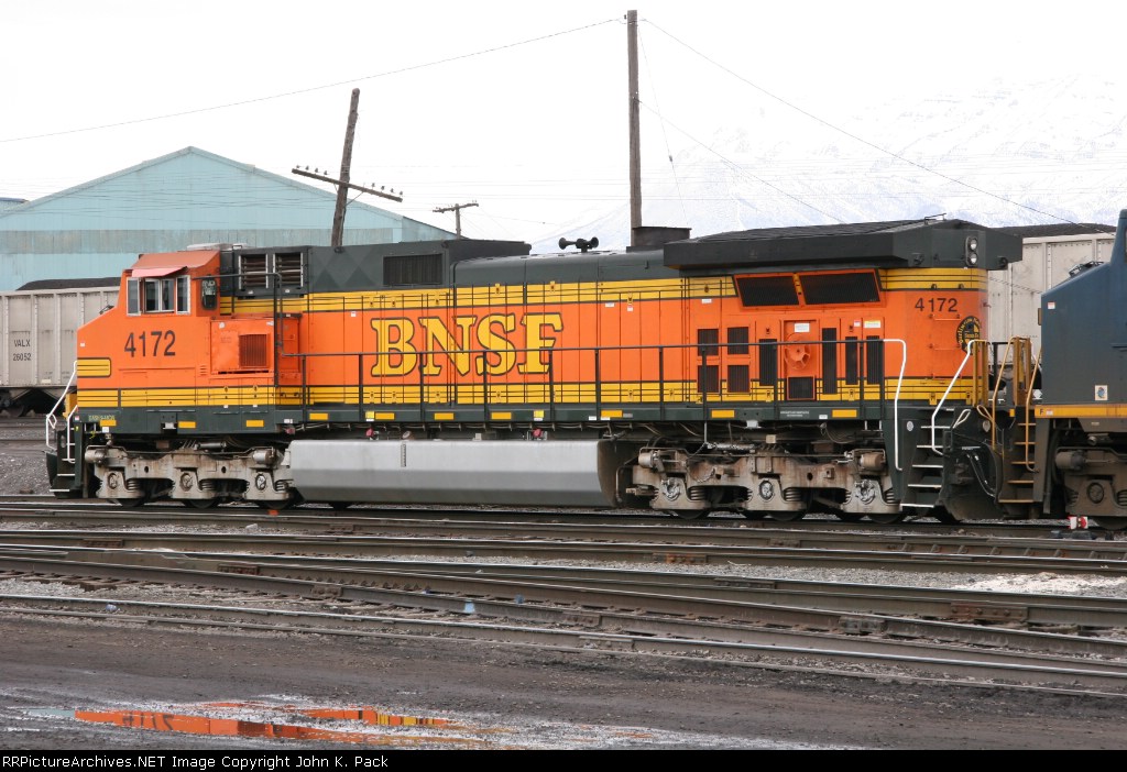 BNSF 4172